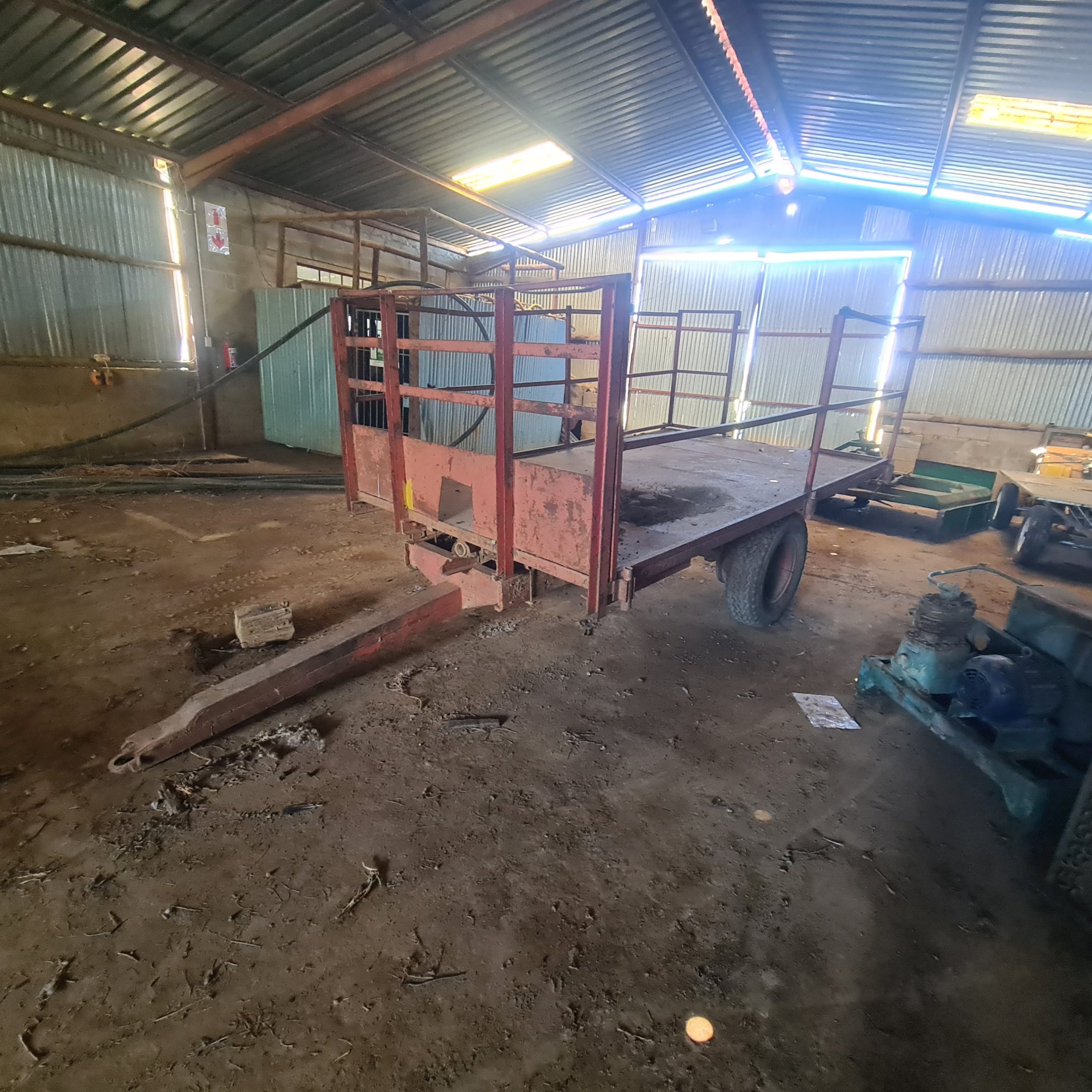 2x Farm trailers 4 ton - Borgy's Farm Stuff